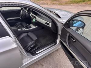 Pelēks BMW 325 2008 Ogre, ar dzinēja tilpumu 3.00 L un nobraukumu 141 tūkst. km par 6700 €, foto 13 vietnē AUTOMOTO.COM.LV