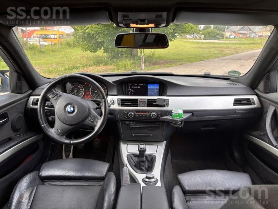 Pelēks BMW 325 2008 Ogre, ar dzinēja tilpumu 3.00 L un nobraukumu 141 tūkst. km par 6700 €, foto 14 vietnē AUTOMOTO.COM.LV
