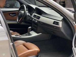 Grey BMW 325 2009 in Vilnius, with an engine capacity of 2.99 L and mileage of 220 thousand km for 6999 €, photo 11 on AUTOMOTO.COM.LV