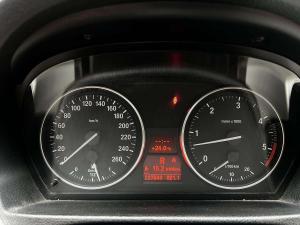 Grey BMW 325 2009 in Vilnius, with an engine capacity of 2.99 L and mileage of 220 thousand km for 6999 €, photo 17 on AUTOMOTO.COM.LV