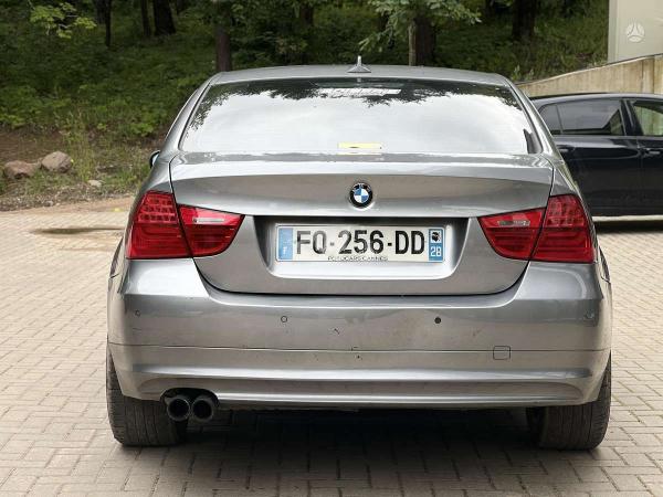 Серый БМВ 325 2009 в Вильнюс, объемом двигателя 2.99 л и пробегом 220 тыс. км за 6750 €, фото 5 на AUTOMOTO.COM.LV