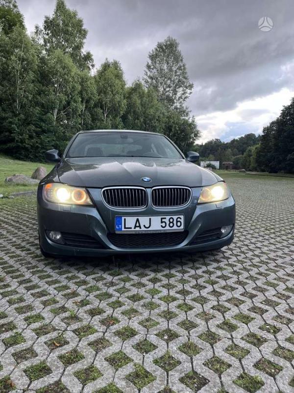 Grey BMW 325 2009 in Vilnius, with an engine capacity of 2.99 L and mileage of 311 thousand km for 6400 €, photo 7 on AUTOMOTO.COM.LV