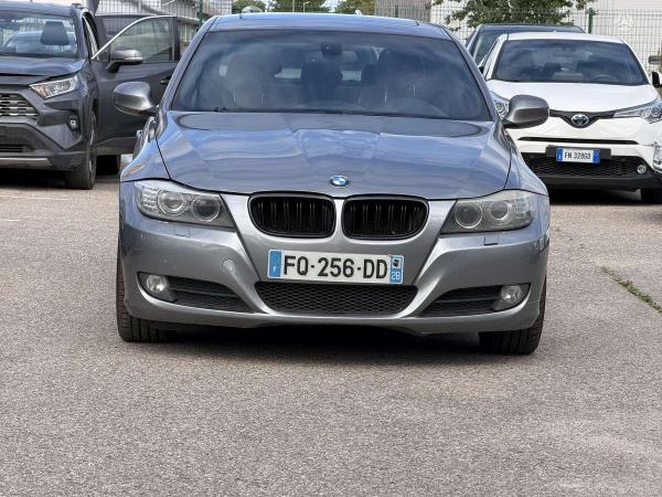Grey BMW 325 2009 in Vilnius, with an engine capacity of 2.99 L and mileage of 220 thousand km for 6250 €, photo 1 on AUTOMOTO.COM.LV