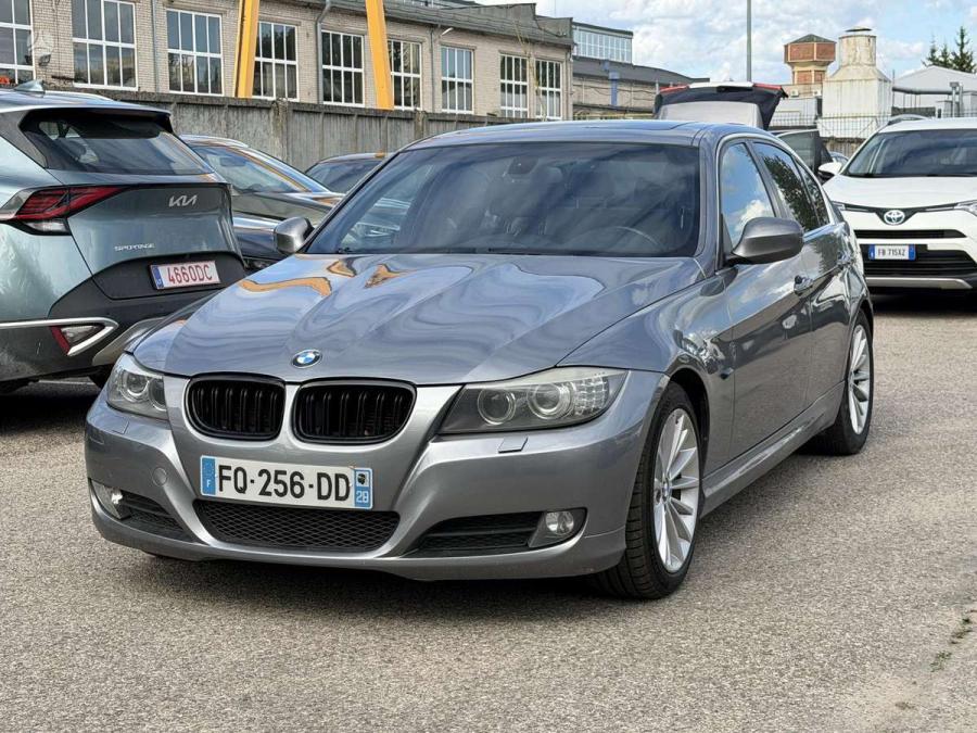 Pelēks BMW 325 2009 Viļņa, ar dzinēja tilpumu 2.99 L un nobraukumu 220 tūkst. km par 6250 €, foto 3 vietnē AUTOMOTO.COM.LV