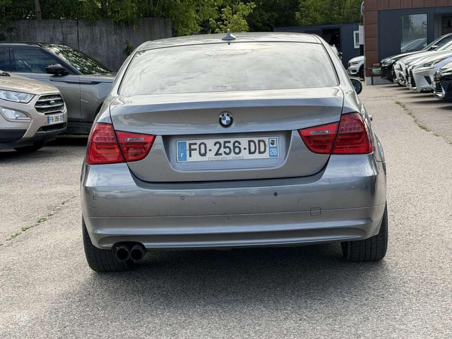 Pelēks BMW 325 2009 Viļņa, ar dzinēja tilpumu 2.99 L un nobraukumu 220 tūkst. km par 6250 €, foto 6 vietnē AUTOMOTO.COM.LV
