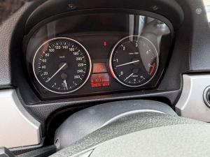 Pelēks BMW 325 2009 Viļņa, ar dzinēja tilpumu 2.99 L un nobraukumu 220 tūkst. km par 6250 €, foto 15 vietnē AUTOMOTO.COM.LV