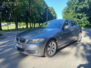 Pelēks BMW 325 2009 Ogre, ar dzinēja tilpumu 3.00 L un nobraukumu 288 tūkst. km par 4750 €, foto  vietnē AUTOMOTO.COM.LV
