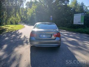 Pelēks BMW 325 2009 Ogre, ar dzinēja tilpumu 3.00 L un nobraukumu 288 tūkst. km par 4750 €, foto 5 vietnē AUTOMOTO.COM.LV