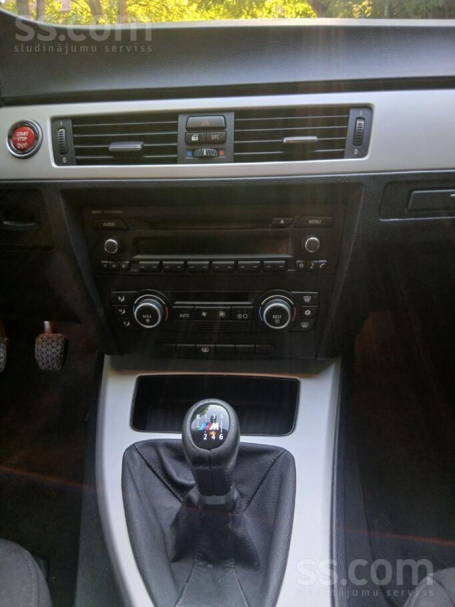 Pelēks BMW 325 2009 Ogre, ar dzinēja tilpumu 3.00 L un nobraukumu 288 tūkst. km par 4750 €, foto 16 vietnē AUTOMOTO.COM.LV