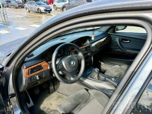 Pelēks BMW 325 2009 Rīga, ar dzinēja tilpumu 3.00 L un nobraukumu 248 tūkst. km par 6150 €, foto 12 vietnē AUTOMOTO.COM.LV