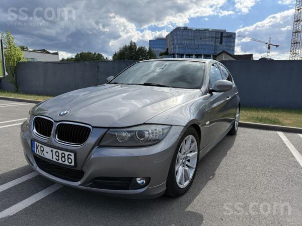 Pelēks BMW 325 2010 Rīga, ar dzinēja tilpumu 3.00 L un nobraukumu 325 tūkst. km par 8500 €, foto 4 vietnē AUTOMOTO.COM.LV