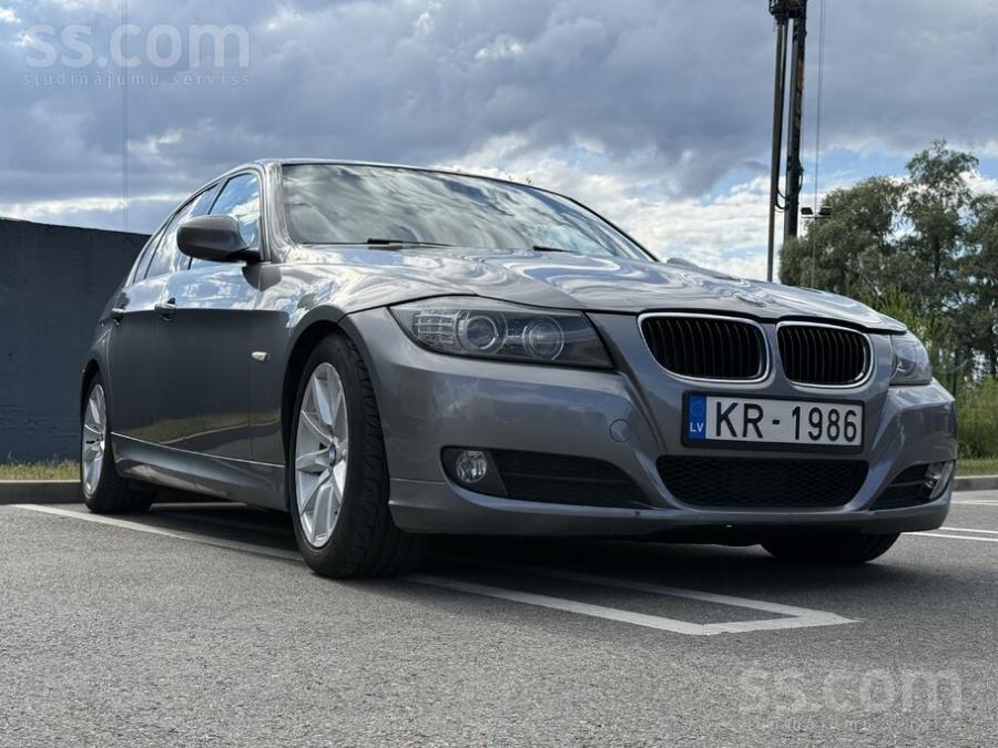 Grey BMW 325 2010 in Riga, with an engine capacity of 3.00 L and mileage of 325 thousand km for 8500 €, photo 1 on AUTOMOTO.COM.LV