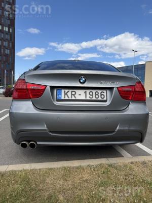 Grey BMW 325 2010 in Riga, with an engine capacity of 3.00 L and mileage of 325 thousand km for 8500 €, photo 13 on AUTOMOTO.COM.LV