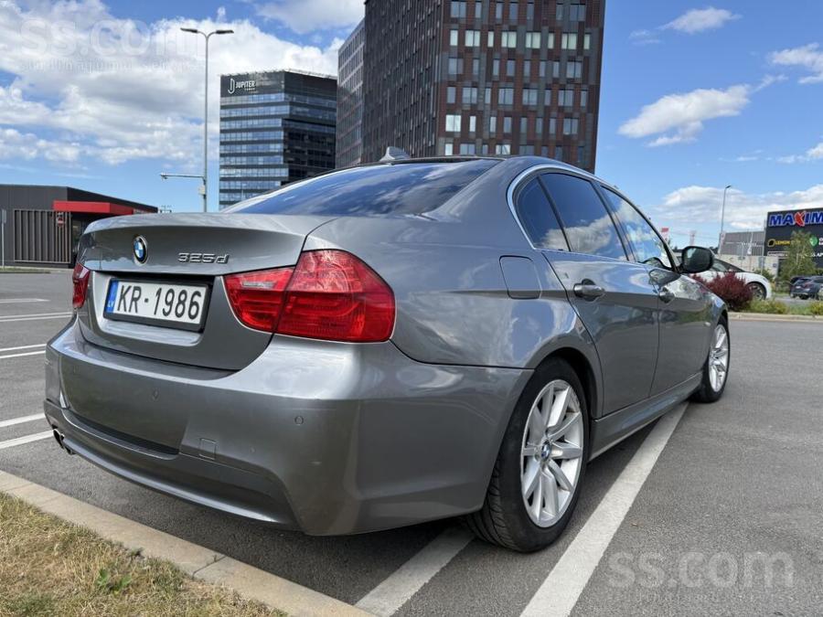 Grey BMW 325 2010 in Riga, with an engine capacity of 3.00 L and mileage of 325 thousand km for 8500 €, photo 15 on AUTOMOTO.COM.LV