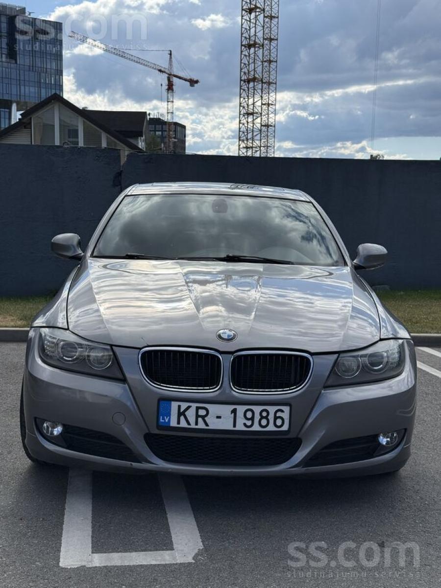 Grey BMW 325 2010 in Riga, with an engine capacity of 3.00 L and mileage of 325 thousand km for 8500 €, photo 8 on AUTOMOTO.COM.LV