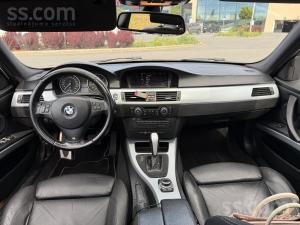 Grey BMW 325 2010 in Riga, with an engine capacity of 3.00 L and mileage of 325 thousand km for 8500 €, photo 25 on AUTOMOTO.COM.LV