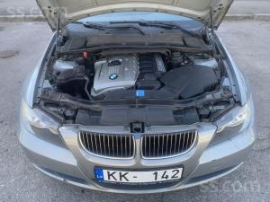 Grey BMW 325 2015 in Riga, with an engine capacity of 2.50 L and mileage of 276 thousand km for 2650 €, photo 3 on AUTOMOTO.COM.LV