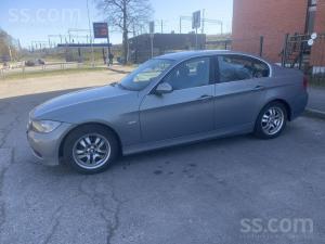 Grey BMW 325 2015 in Riga, with an engine capacity of 2.50 L and mileage of 276 thousand km for 2650 €, photo 4 on AUTOMOTO.COM.LV