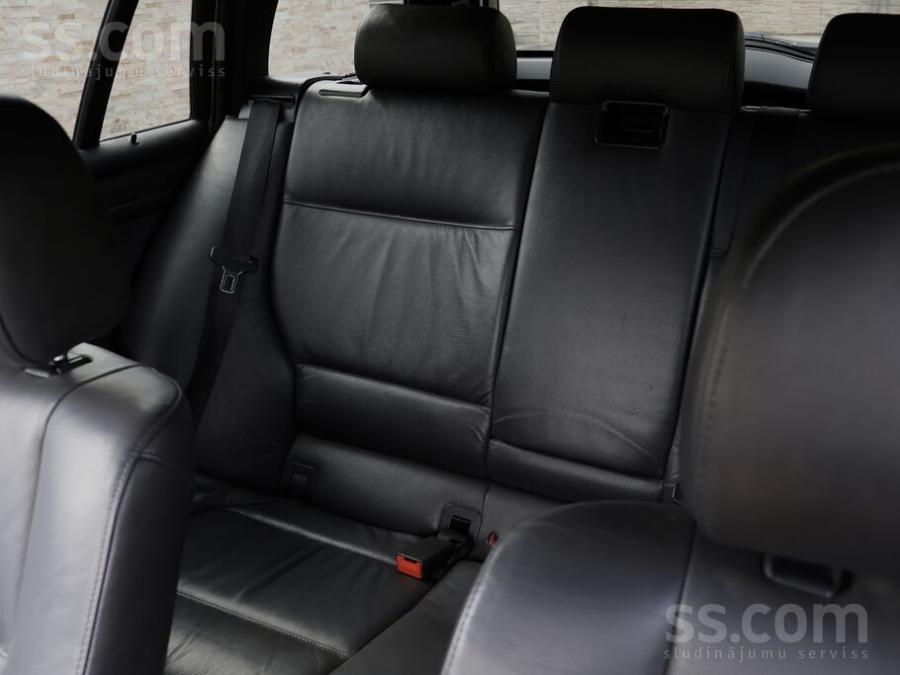 Pelēks BMW 325 2003 Ogre, ar dzinēja tilpumu 2.50 L un nobraukumu 248 tūkst. km par 3800 €, foto 13 vietnē AUTOMOTO.COM.LV