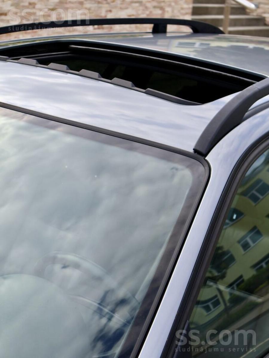 Pelēks BMW 325 2003 Ogre, ar dzinēja tilpumu 2.50 L un nobraukumu 248 tūkst. km par 3800 €, foto 15 vietnē AUTOMOTO.COM.LV