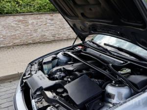 Pelēks BMW 325 2003 Ogre, ar dzinēja tilpumu 2.50 L un nobraukumu 248 tūkst. km par 3800 €, foto 16 vietnē AUTOMOTO.COM.LV