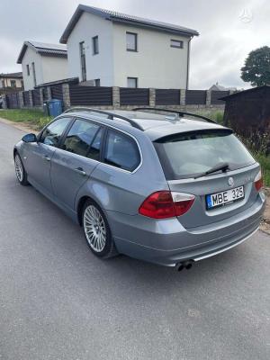 Pelēks BMW 325 2005 Viļņa, ar dzinēja tilpumu 2.50 L un nobraukumu 295 tūkst. km par 3000 €, foto 7 vietnē AUTOMOTO.COM.LV