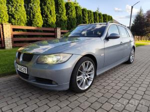 Pelēks BMW 325 2005 Ogre, ar dzinēja tilpumu 2.50 L un nobraukumu 350 tūkst. km par 2950 €, foto  vietnē AUTOMOTO.COM.LV