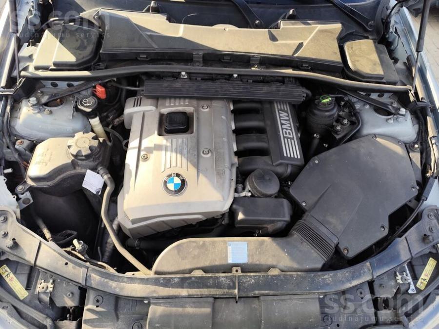 Grey BMW 325 2005 in Ogre, with an engine capacity of 2.50 L and mileage of 350 thousand km for 2950 €, photo 9 on AUTOMOTO.COM.LV