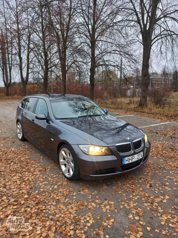 Grey BMW 325 2006 in Marijampole, with an engine capacity of 2.50 L and mileage of 322 thousand km for 3650 €, photo 1 on AUTOMOTO.COM.LV