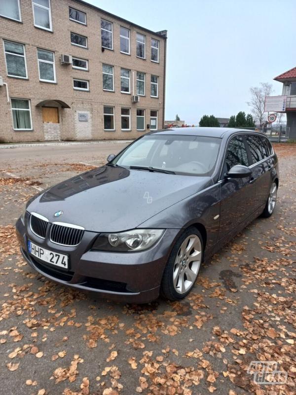 Grey BMW 325 2006 in Marijampole, with an engine capacity of 2.50 L and mileage of 322 thousand km for 3650 €, photo 3 on AUTOMOTO.COM.LV