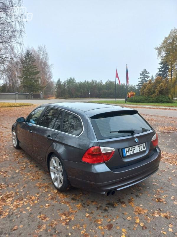 Grey BMW 325 2006 in Marijampole, with an engine capacity of 2.50 L and mileage of 322 thousand km for 3650 €, photo 6 on AUTOMOTO.COM.LV