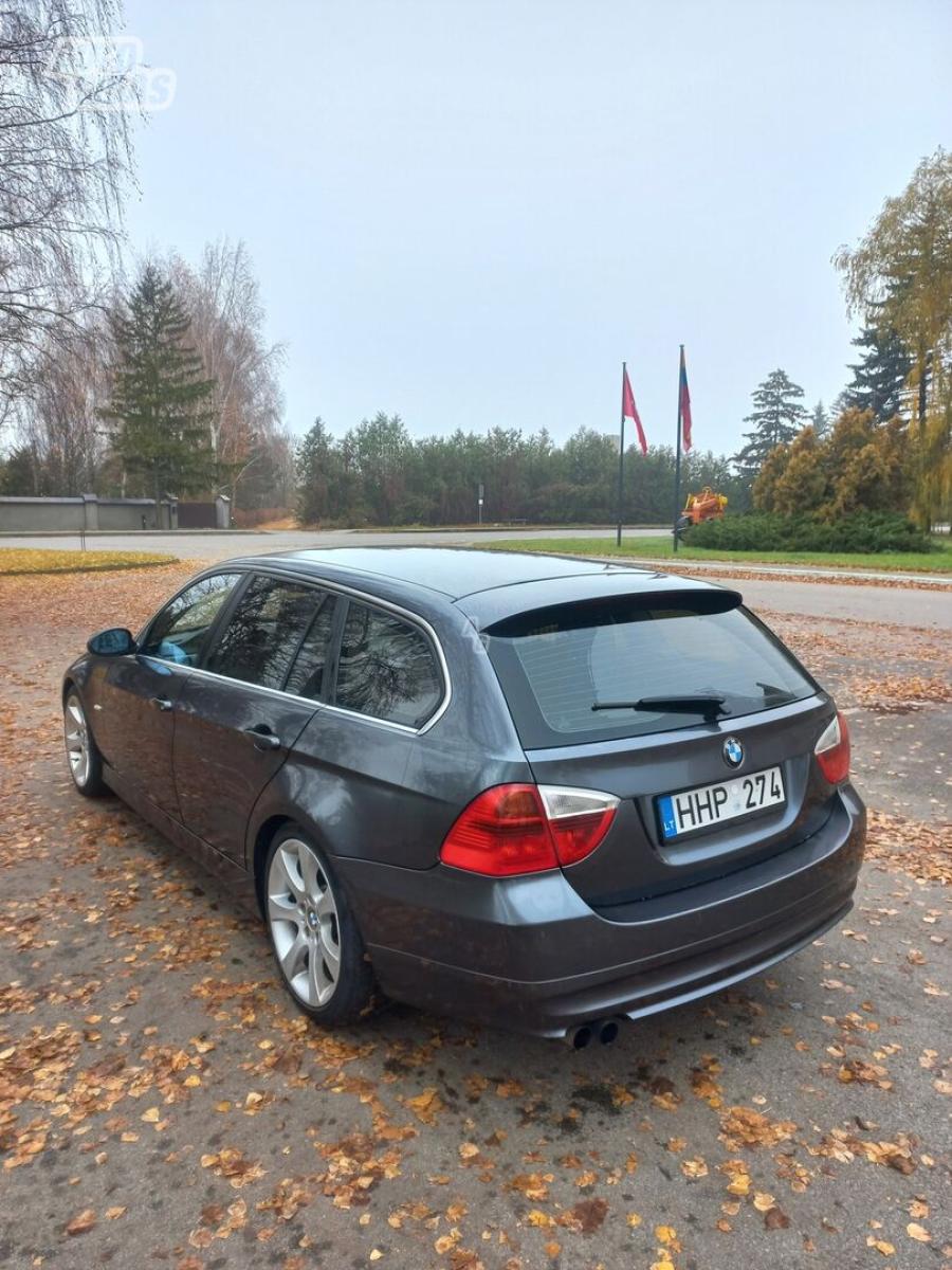 Grey BMW 325 2006 in Marijampole, with an engine capacity of 2.50 L and mileage of 322 thousand km for 3650 €, photo 6 on AUTOMOTO.COM.LV