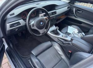 Pelēks BMW 325 2006 Viļņa, ar dzinēja tilpumu 2.50 L un nobraukumu 289 tūkst. km par 3750 €, foto 2 vietnē AUTOMOTO.COM.LV