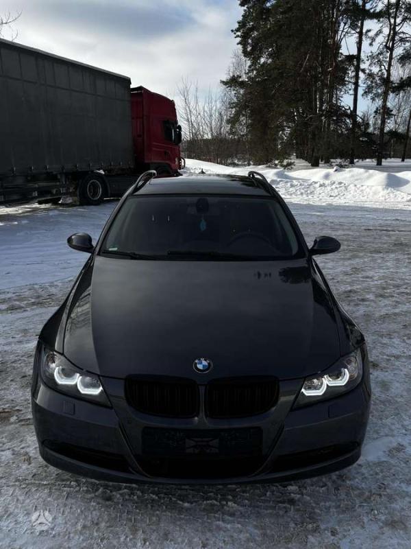 Pelēks BMW 325 2006 Utena, ar dzinēja tilpumu 2.50 L un nobraukumu 251 tūkst. km par 3750 €, foto 8 vietnē AUTOMOTO.COM.LV