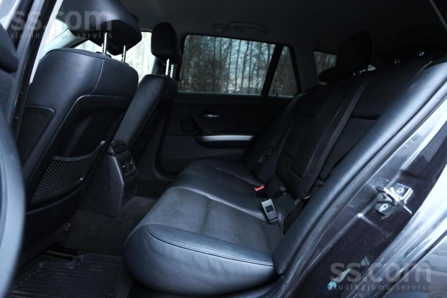 Grey BMW 325 2006 in Riga, with an engine capacity of 2.50 L and mileage of 0 thousand km for 3995 €, photo 16 on AUTOMOTO.COM.LV