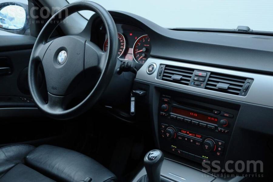 Grey BMW 325 2006 in Riga, with an engine capacity of 2.50 L and mileage of 0 thousand km for 3995 €, photo 20 on AUTOMOTO.COM.LV