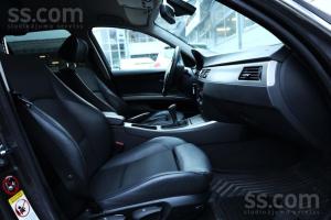 Grey BMW 325 2006 in Riga, with an engine capacity of 2.50 L and mileage of 0 thousand km for 3995 €, photo 21 on AUTOMOTO.COM.LV