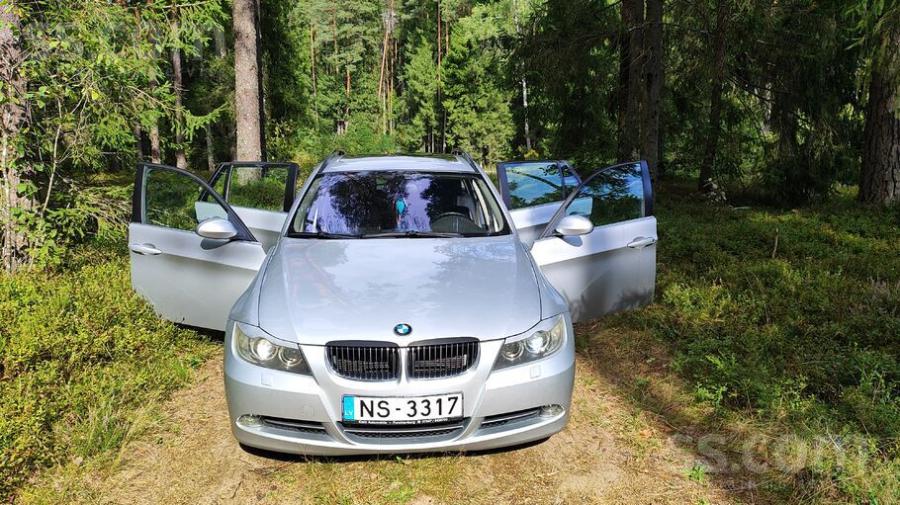 Grey BMW 325 2006 in Ogre, with an engine capacity of 3.00 L and mileage of 366 thousand km for 4050 €, photo 10 on AUTOMOTO.COM.LV