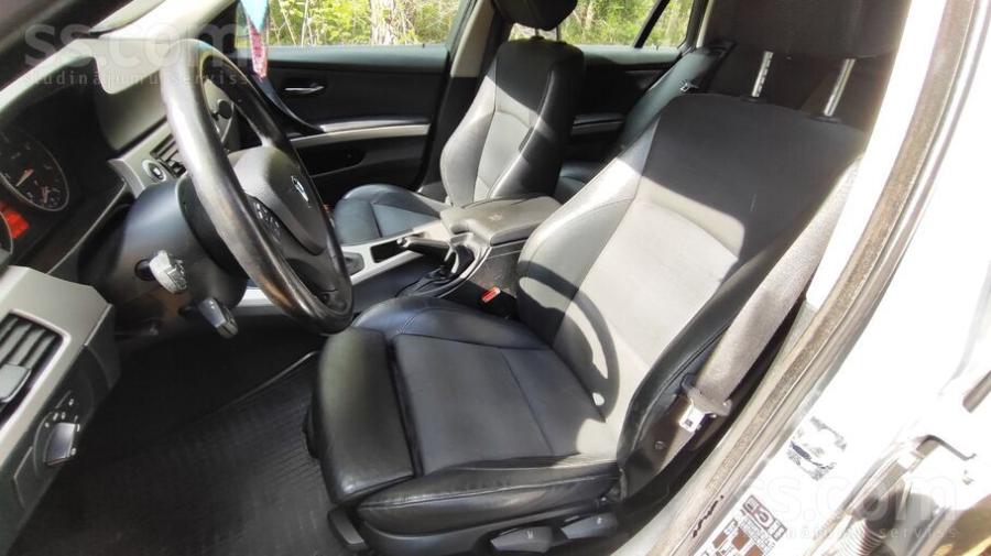 Grey BMW 325 2006 in Ogre, with an engine capacity of 3.00 L and mileage of 366 thousand km for 4050 €, photo 12 on AUTOMOTO.COM.LV