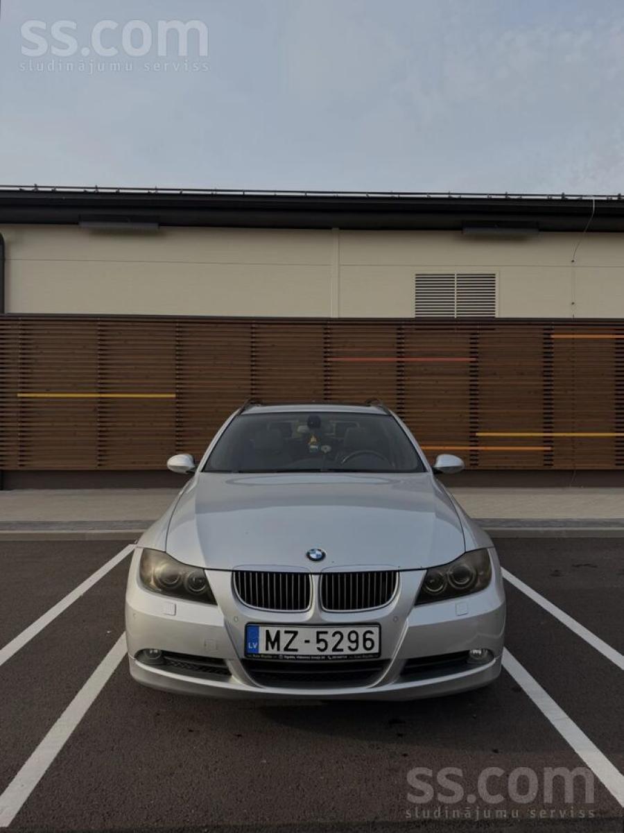 Pelēks BMW 325 2006 Rīga, ar dzinēja tilpumu 2.50 L un nobraukumu 344 tūkst. km par 2700 €, foto 1 vietnē AUTOMOTO.COM.LV