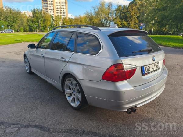 Pelēks BMW 325 2006 Rīga, ar dzinēja tilpumu 3.00 L un nobraukumu 375 tūkst. km par 4500 €, foto 5 vietnē AUTOMOTO.COM.LV