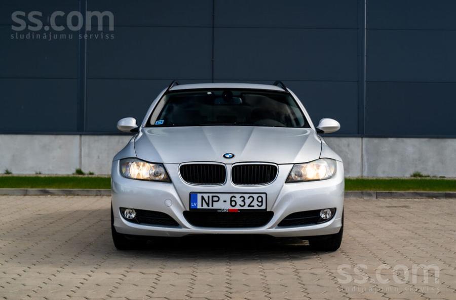 Grey BMW 325 2007 in Riga, with an engine capacity of 3.00 L and mileage of 368 thousand km for 3500 €, photo 2 on AUTOMOTO.COM.LV