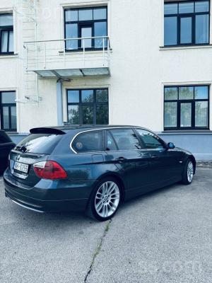 Grey BMW 325 2007 in Riga, with an engine capacity of 3.00 L and mileage of 423 thousand km for 4850 €, photo 4 on AUTOMOTO.COM.LV