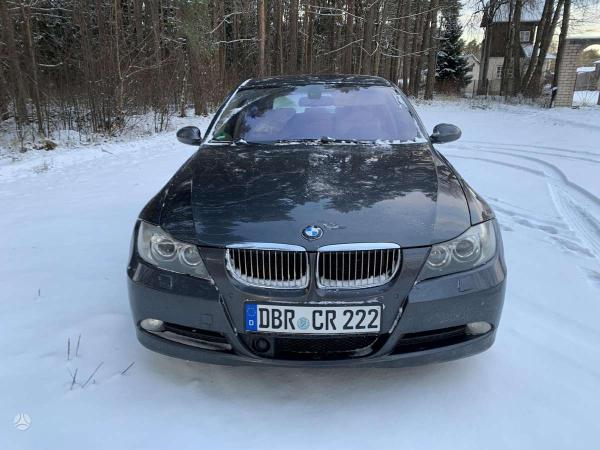 Pelēks BMW 325 2007 Utena, ar dzinēja tilpumu 3.00 L un nobraukumu 315 tūkst. km par 3999 €, foto 2 vietnē AUTOMOTO.COM.LV