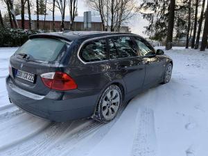 Grey BMW 325 2007 in Utena, with an engine capacity of 3.00 L and mileage of 315 thousand km for 3999 €, photo 6 on AUTOMOTO.COM.LV