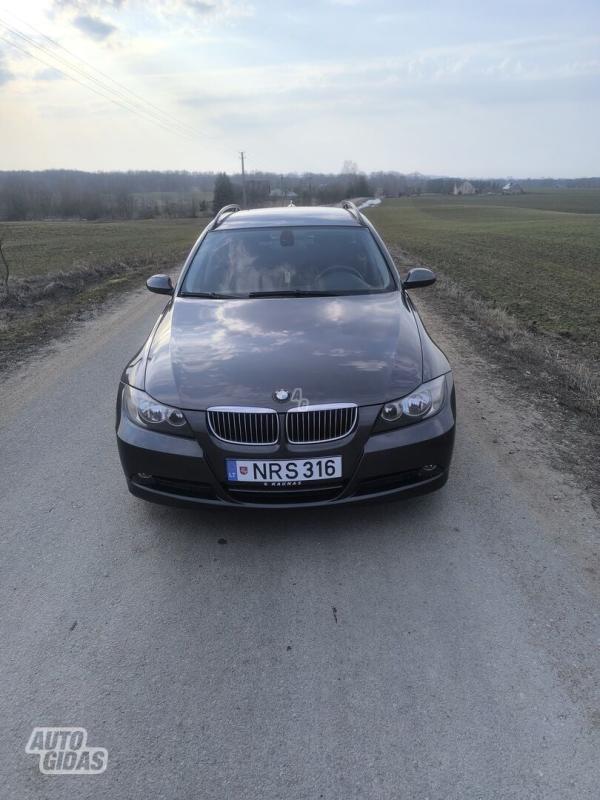Grey BMW 325 2007 in Alytus, with an engine capacity of 2.50 L and mileage of 373 thousand km for 3750 €, photo 1 on AUTOMOTO.COM.LV