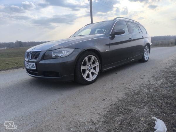 Grey BMW 325 2007 in Alytus, with an engine capacity of 2.50 L and mileage of 373 thousand km for 3750 €, photo 2 on AUTOMOTO.COM.LV