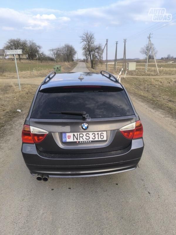 Grey BMW 325 2007 in Alytus, with an engine capacity of 2.50 L and mileage of 373 thousand km for 3750 €, photo 6 on AUTOMOTO.COM.LV
