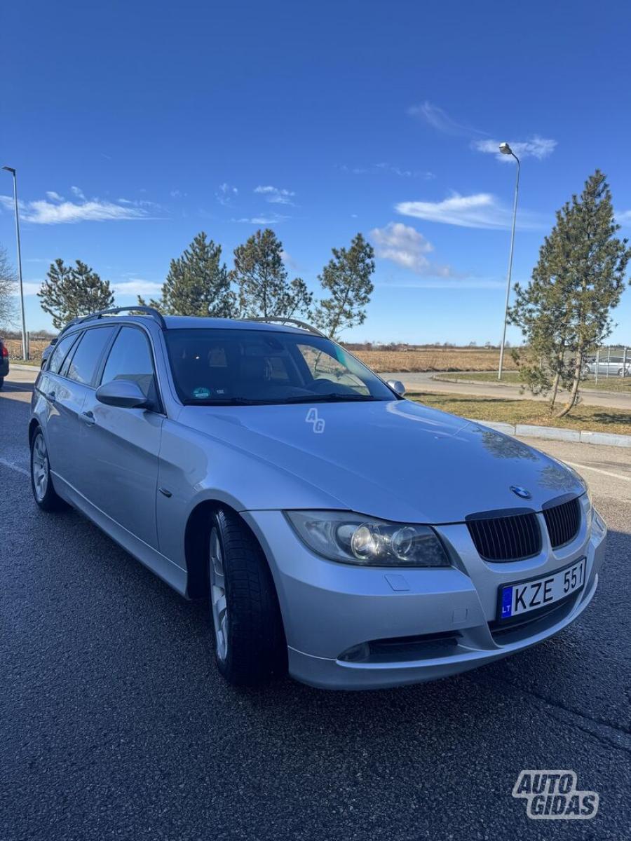 Grey BMW 325 2007 in Klaipeda, with an engine capacity of 3.00 L and mileage of 429 thousand km for 3200 €, photo 3 on AUTOMOTO.COM.LV