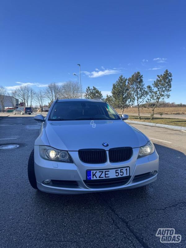 Pelēks BMW 325 2007 Klaipėda, ar dzinēja tilpumu 3.00 L un nobraukumu 428 tūkst. km par 2750 €, foto 2 vietnē AUTOMOTO.COM.LV